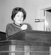 Nina Miglionico in Linn Park – Magic City Religion